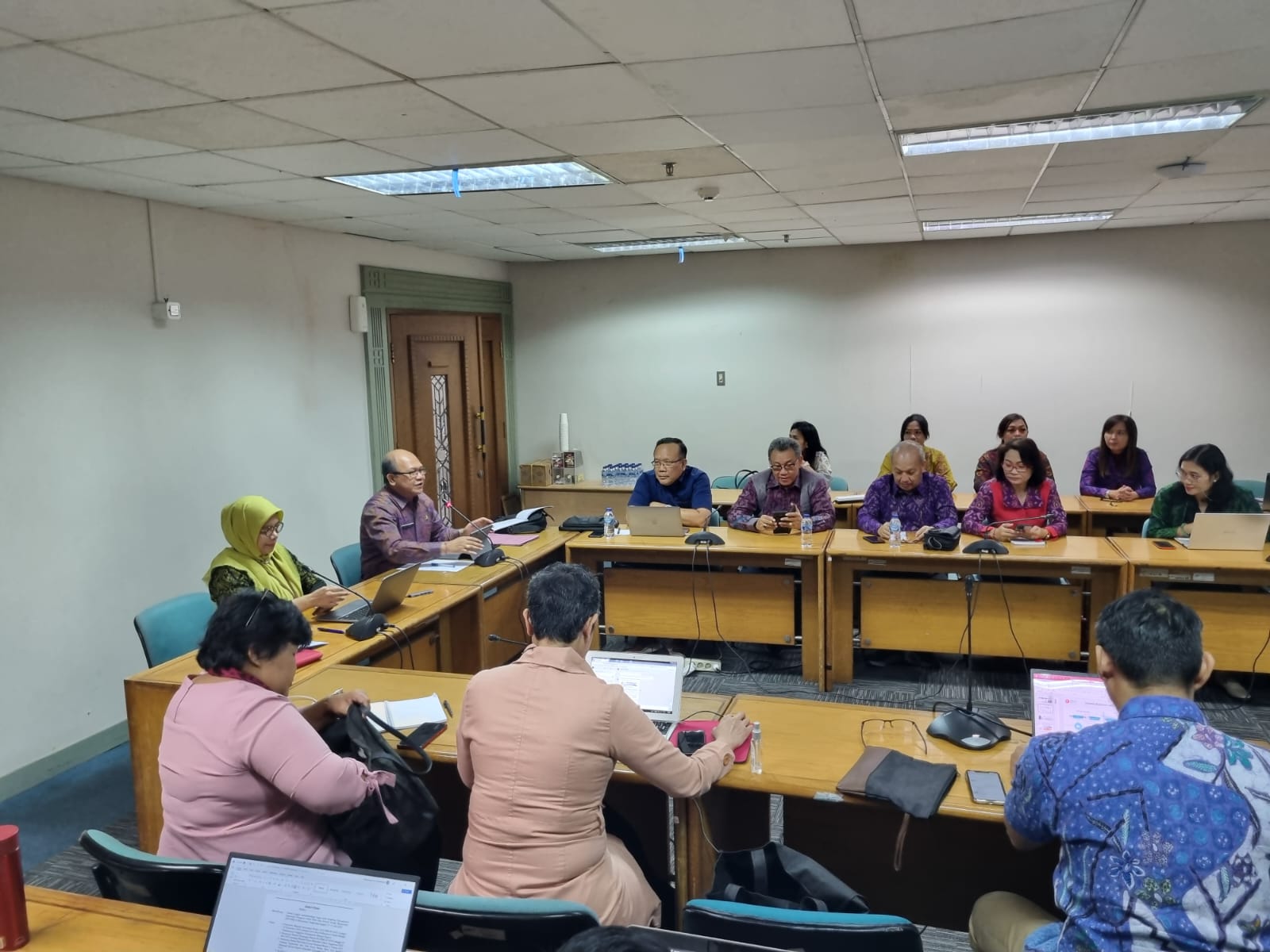 KONSULTASI DAN PEMAPARAN PROPOSAL DALAM RANGKA PENYUSUNAN PETA JALAN ...
