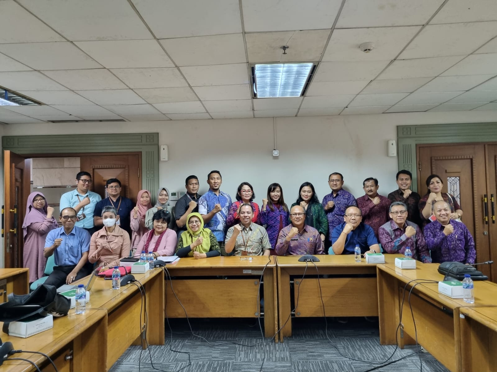 KONSULTASI DAN PEMAPARAN PROPOSAL DALAM RANGKA PENYUSUNAN PETA JALAN ...
